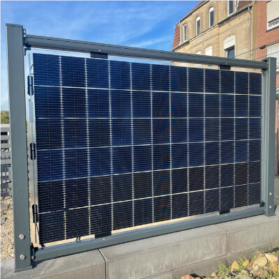 Solarzaun – innovative Zaunanlage mit integrierten Solarmodulen